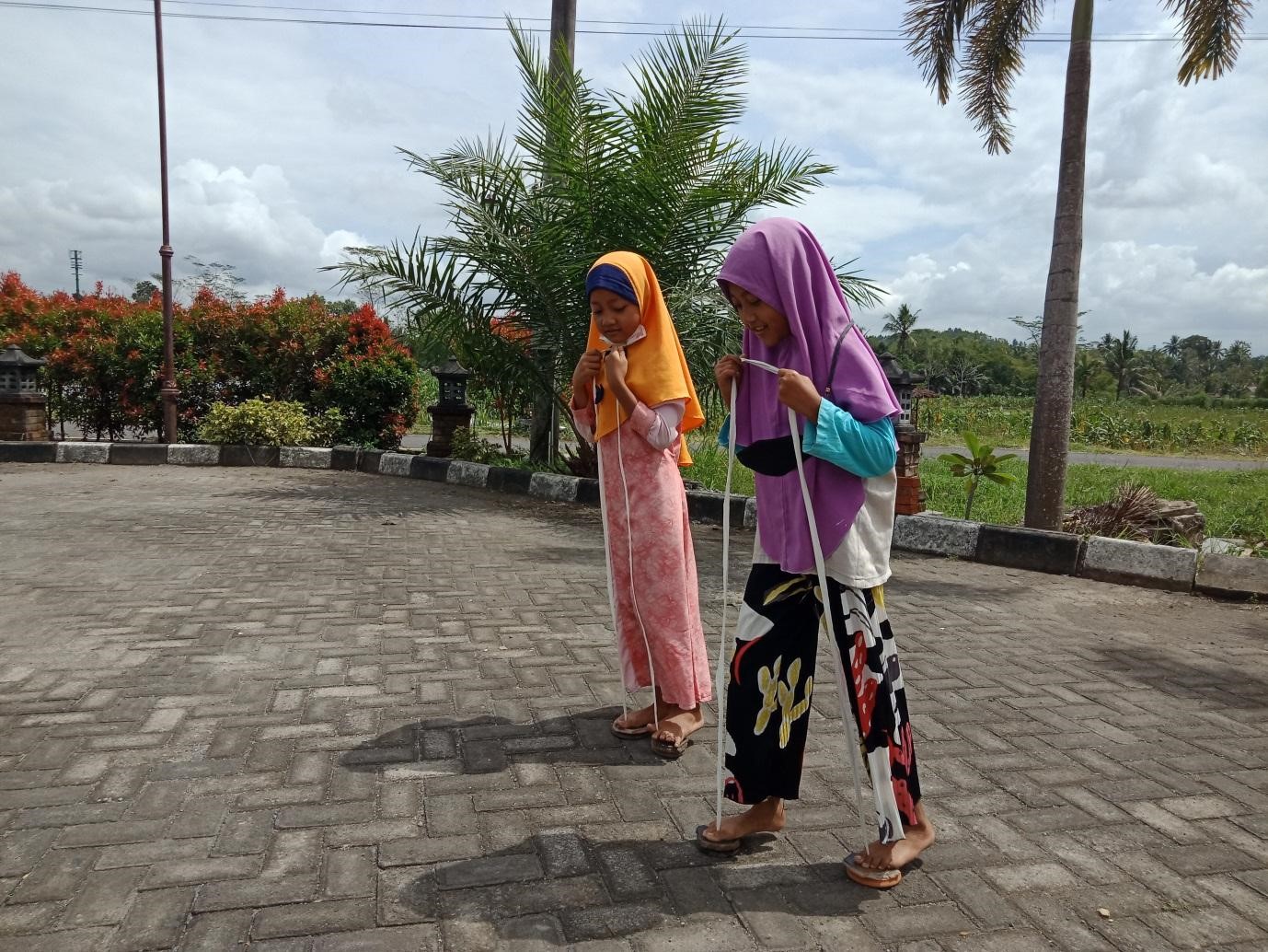 Egrang Kreweng - Eksotika Desa